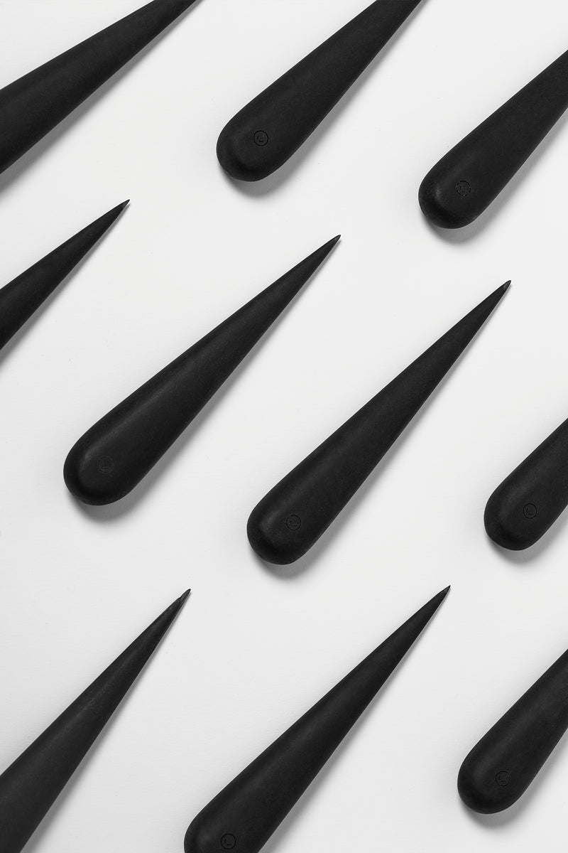 UNIMINA BOLD: BLACK VALCHRO – Numen Design Store