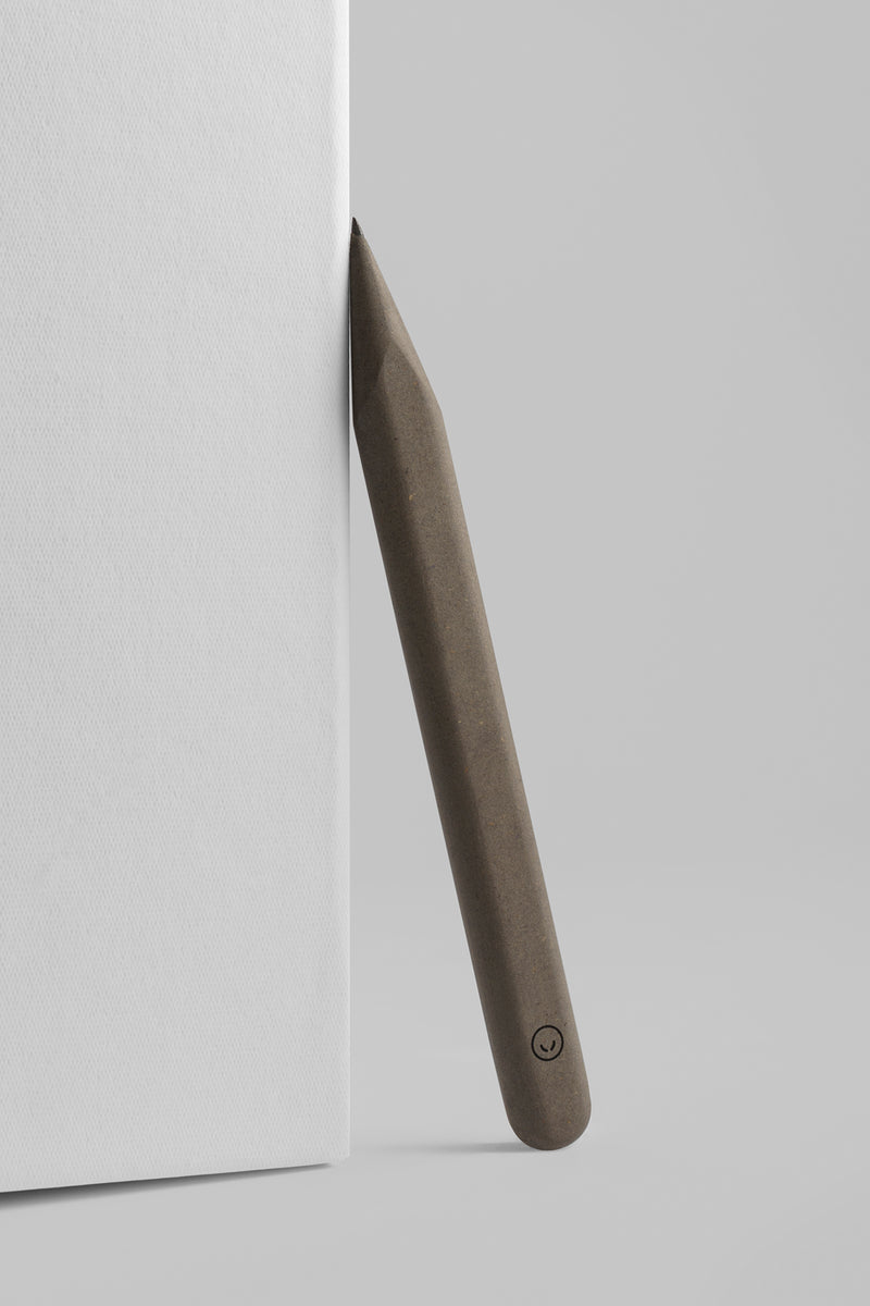 UNIMINA FLAT: GRAY VALCHRO – Numen Design Store